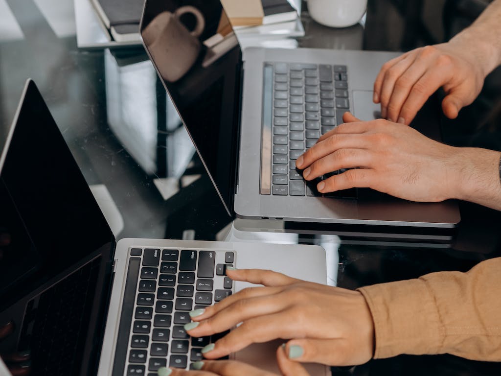 Before You Buy a Laptop: 5 Important Factors to Consider - Clever Digest